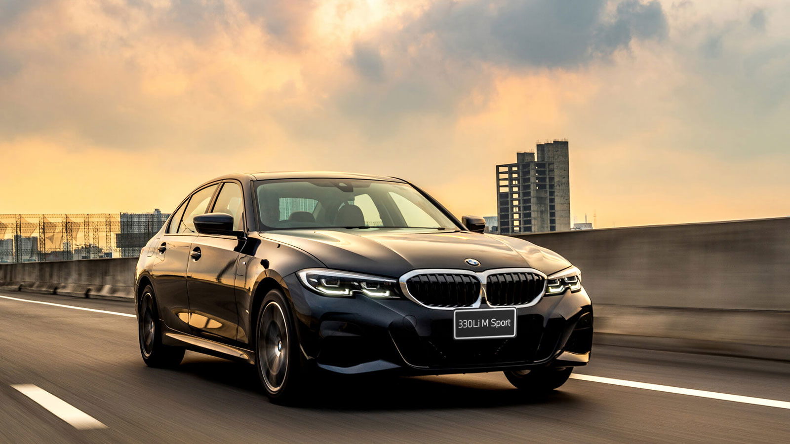 3 Series Long Wheelbase - Quill Automobiles