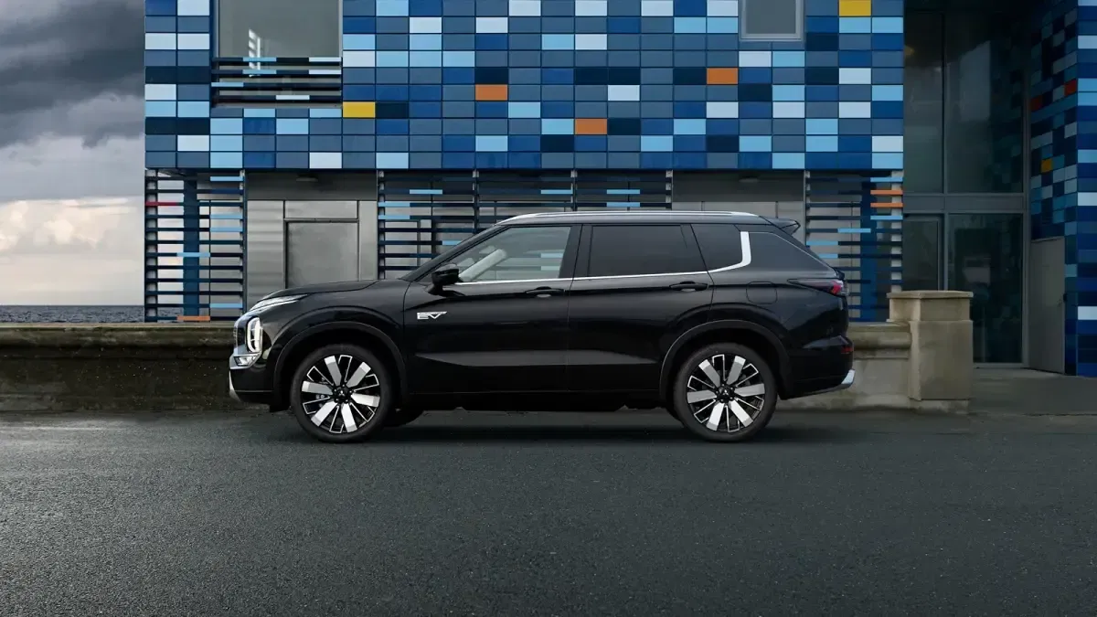 Outlander - Pacific Motor Group